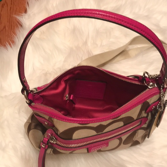 Coach | Bags | Coach Daisy Outline Signature Crossbody Bag | Poshmark